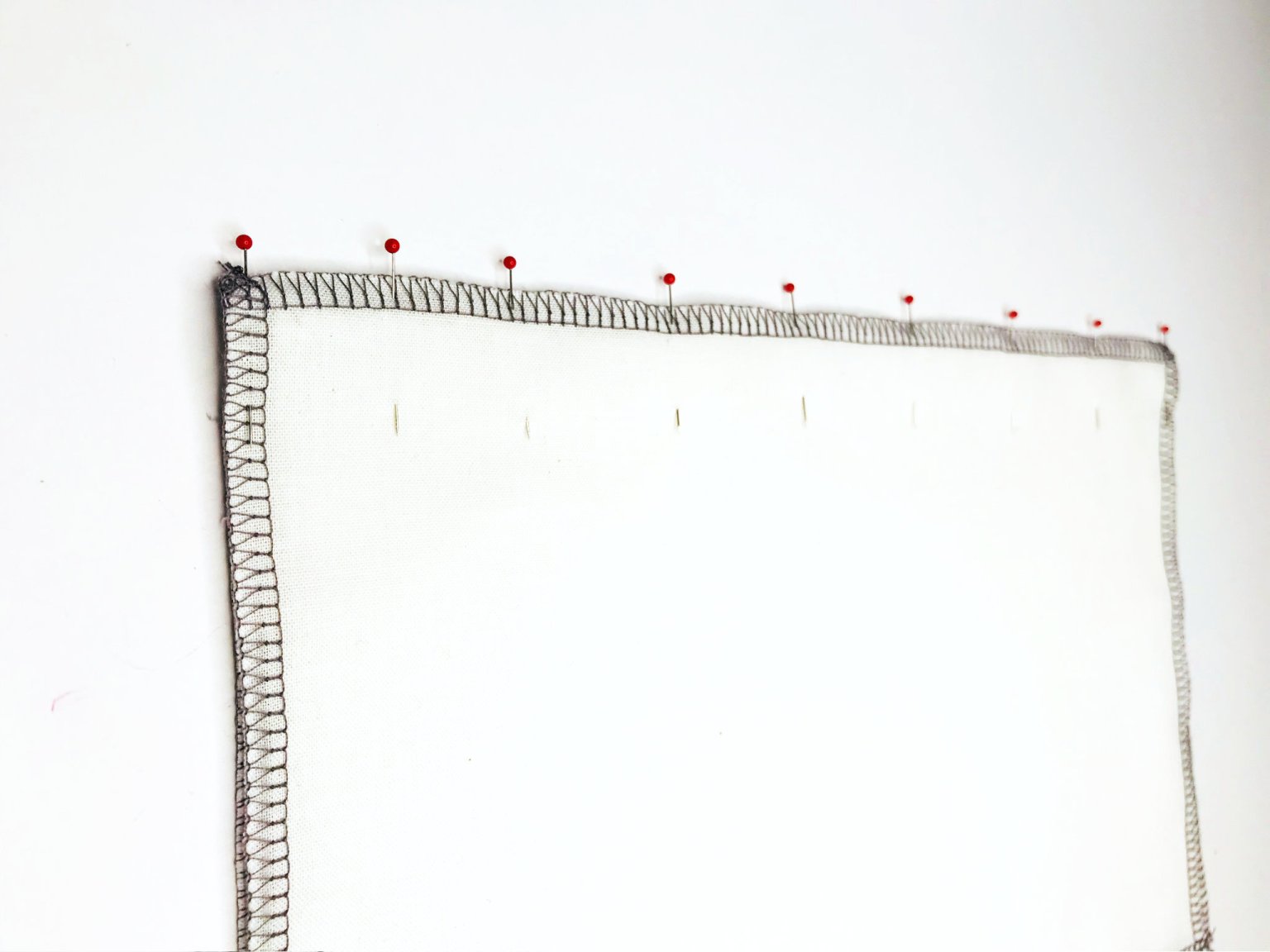 How To Pin Fabric? - anicka.design