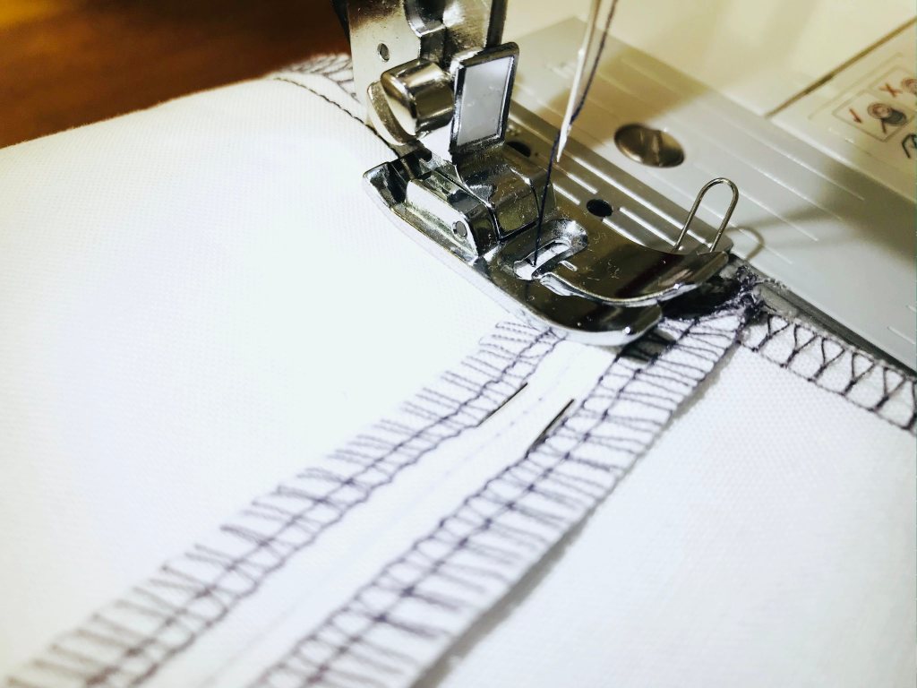 How To Pin Fabric? - anicka.design