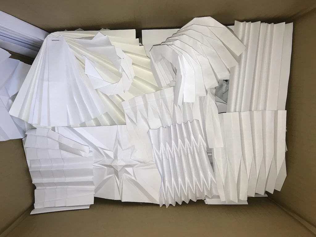 Book Review: Complete Pleats by Paul Jackson - anicka.design